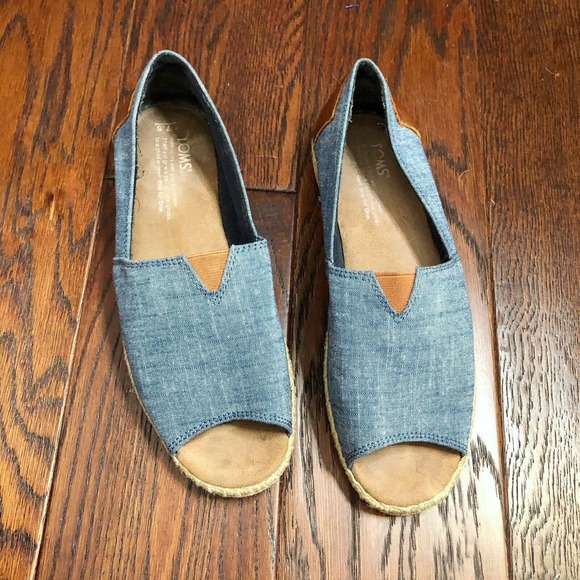Toms | Shoes | Toms Alpargata Open Toe Chambray Espadrille Flat | Poshmark